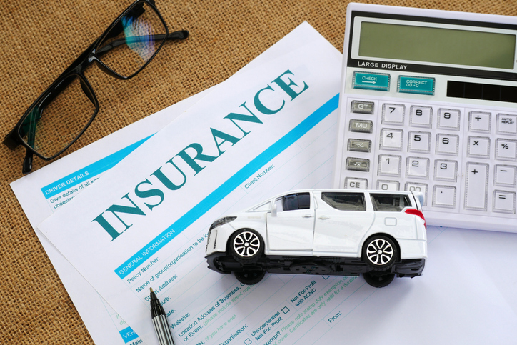 Smart Ways to Save on Auto Insurance Premiums | MMBB